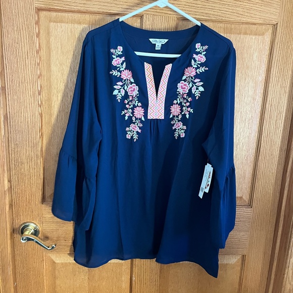 The Pioneer Woman | Tops | The Pioneer Woman Navy Blue Embroidered ...